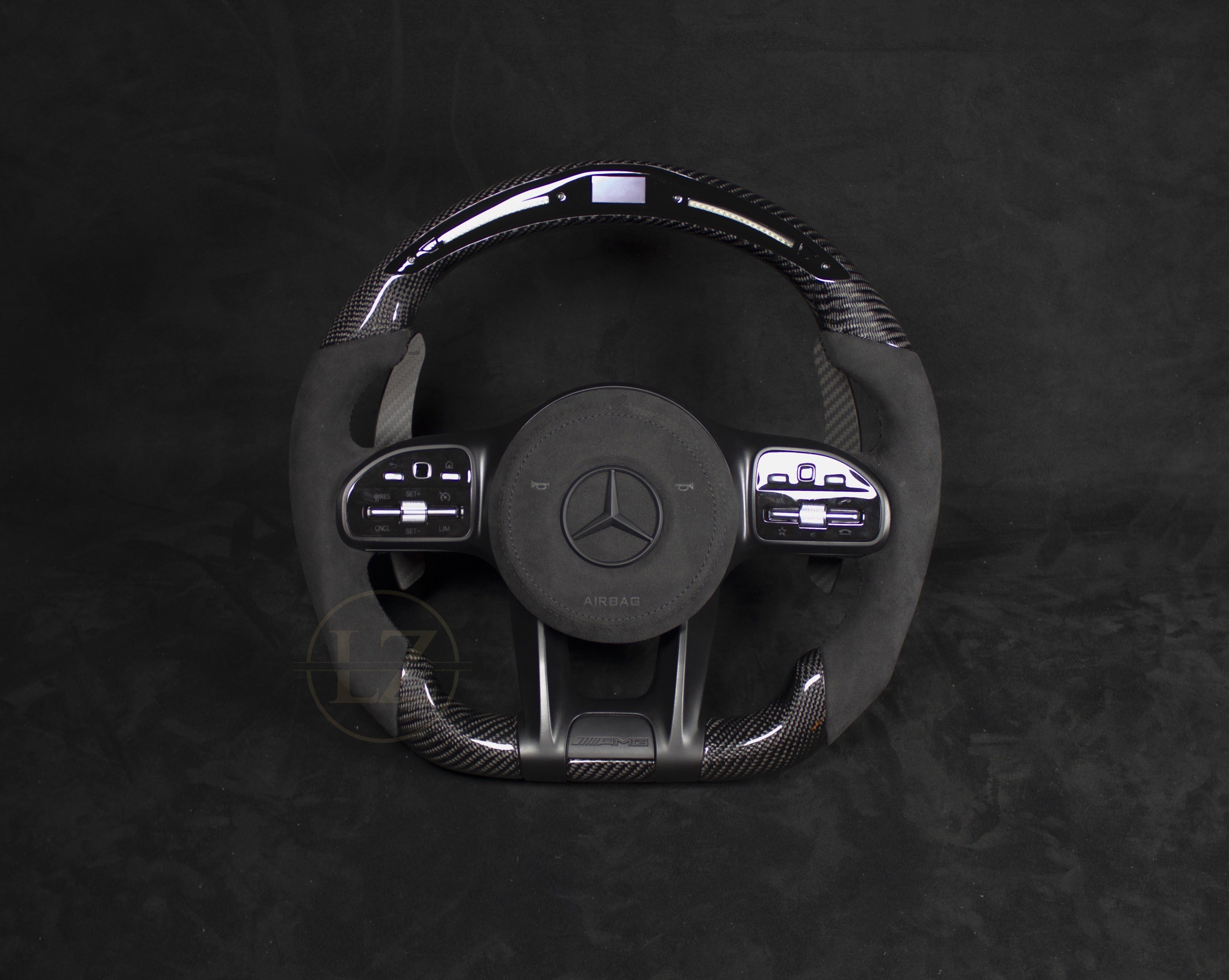 Unikt Mercedes-Benz C63 AMG Carbon/Alcantara LED Ratt – LZ-Customs